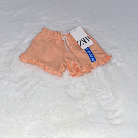 Zara | Bottoms | Nwt 36 Months Zara Ruffle Bottom Shorts | Poshmark